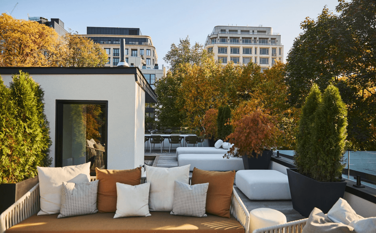 Surreal Estate: $7.8 million for an Av and Dav home with a fever dream bathroom - Toronto Life